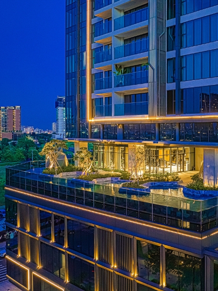 The Crest Residence | SonKim Land